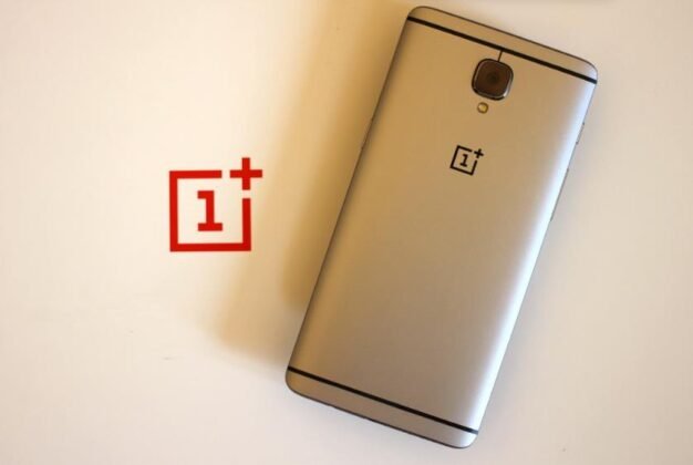 OnePlus 12 may offer a wooden variant with a nostalgic design